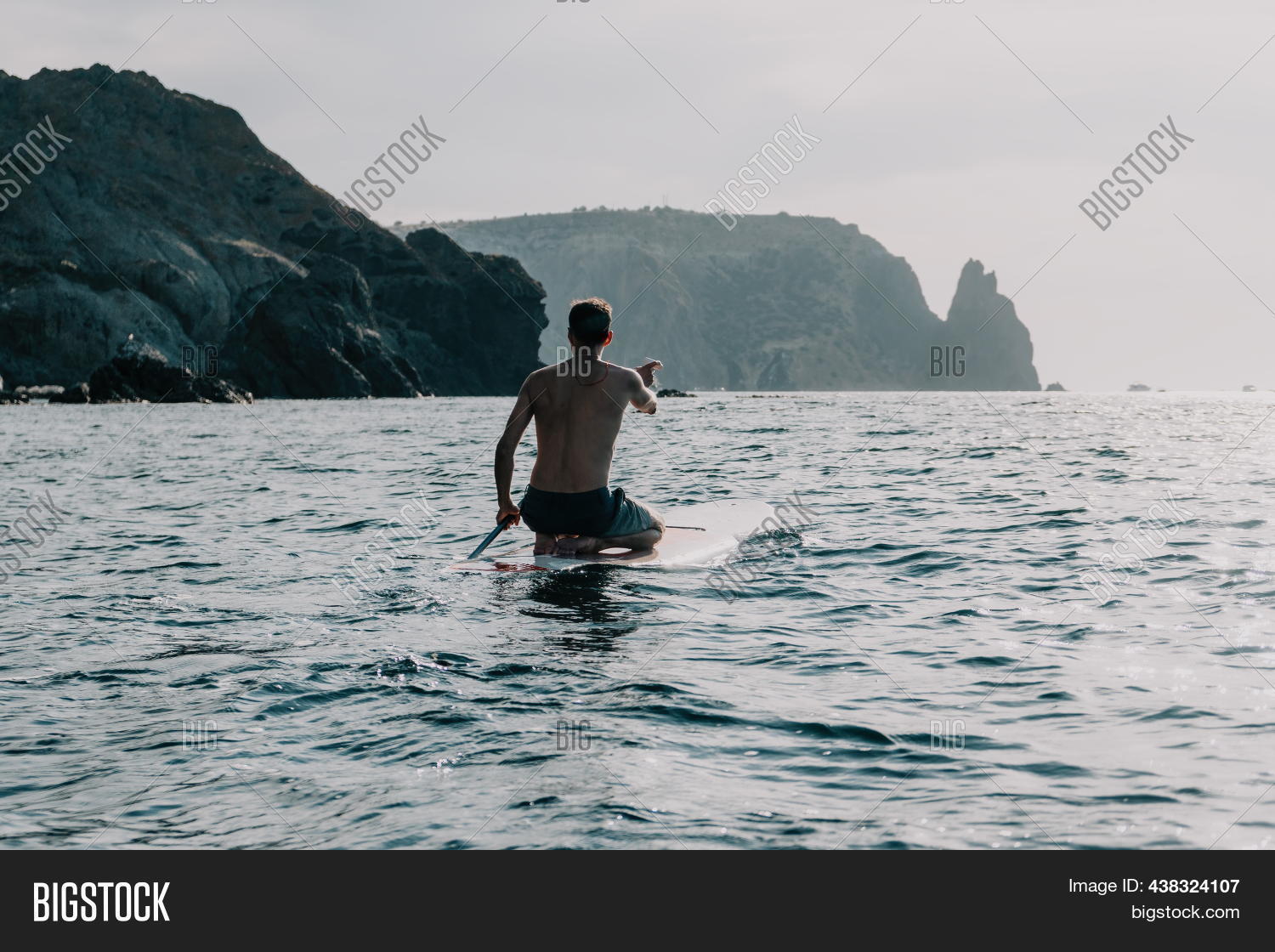 Side View Foto Man Image & Photo (Free Trial) | Bigstock