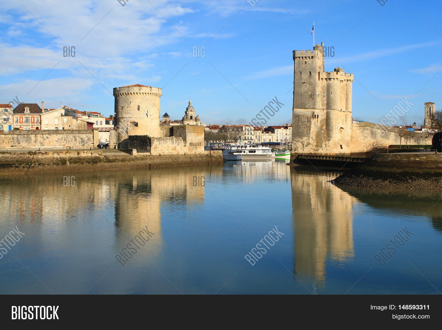 Medieval Towers La Image & Photo (Free Trial) | Bigstock