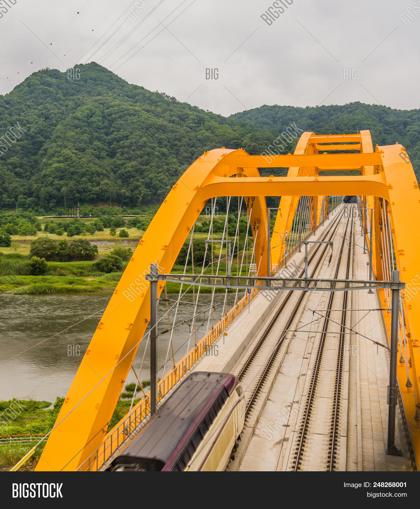 Top View Train Image & Photo (Free Trial) | Bigstock