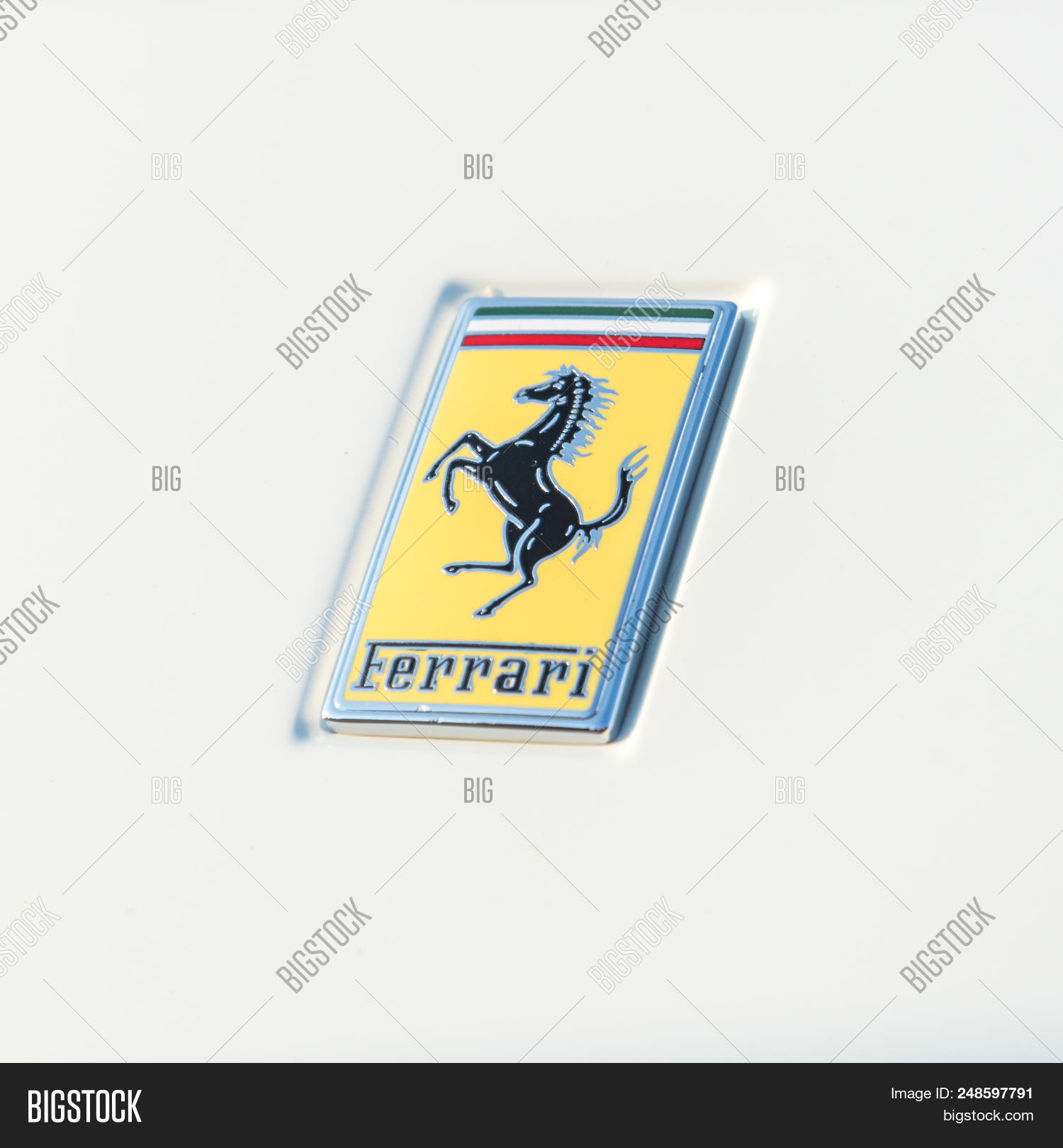 Golden Ferrari Logo