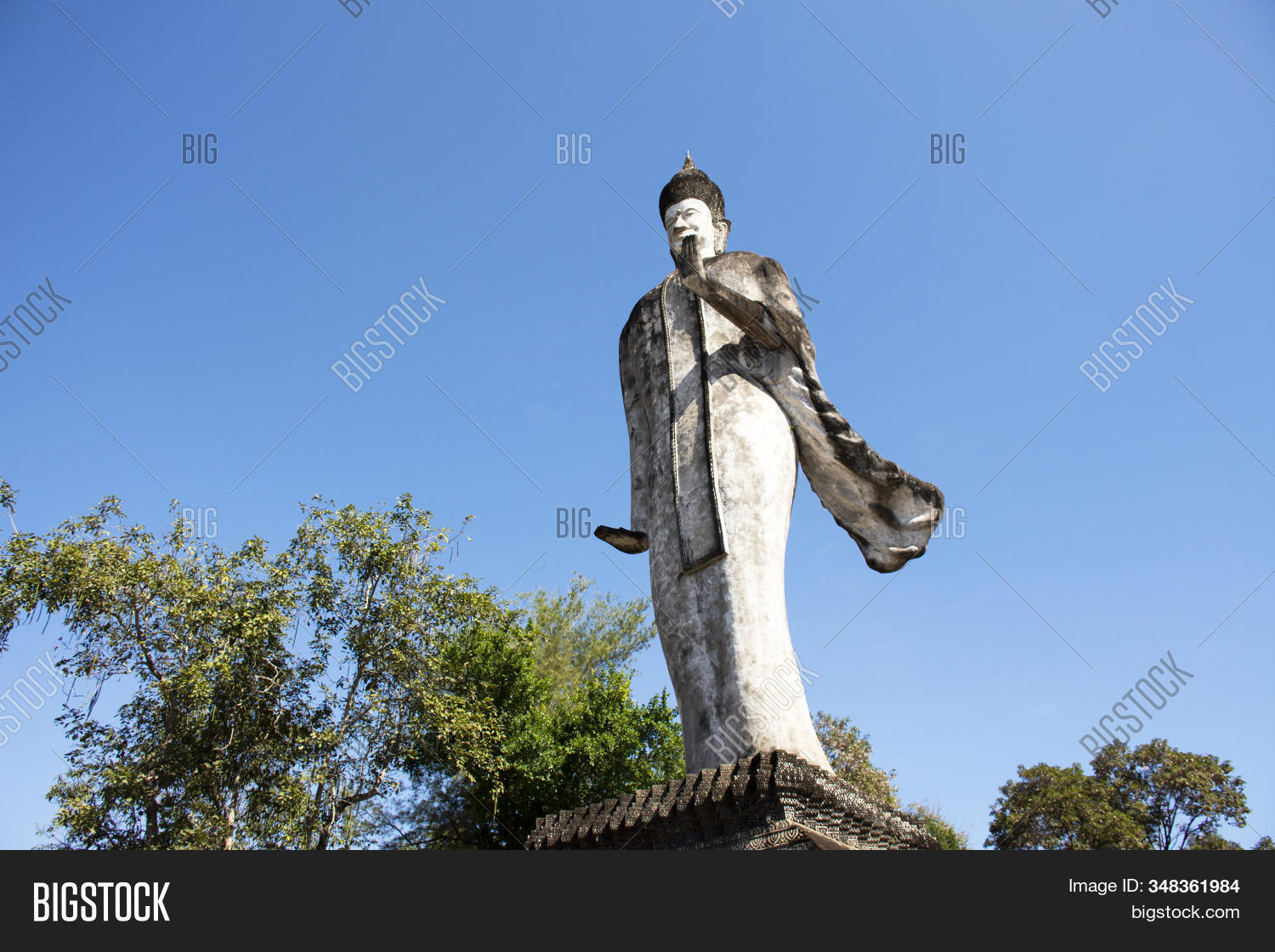 Sala Kaew Ku Sala Image & Photo (Free Trial) | Bigstock