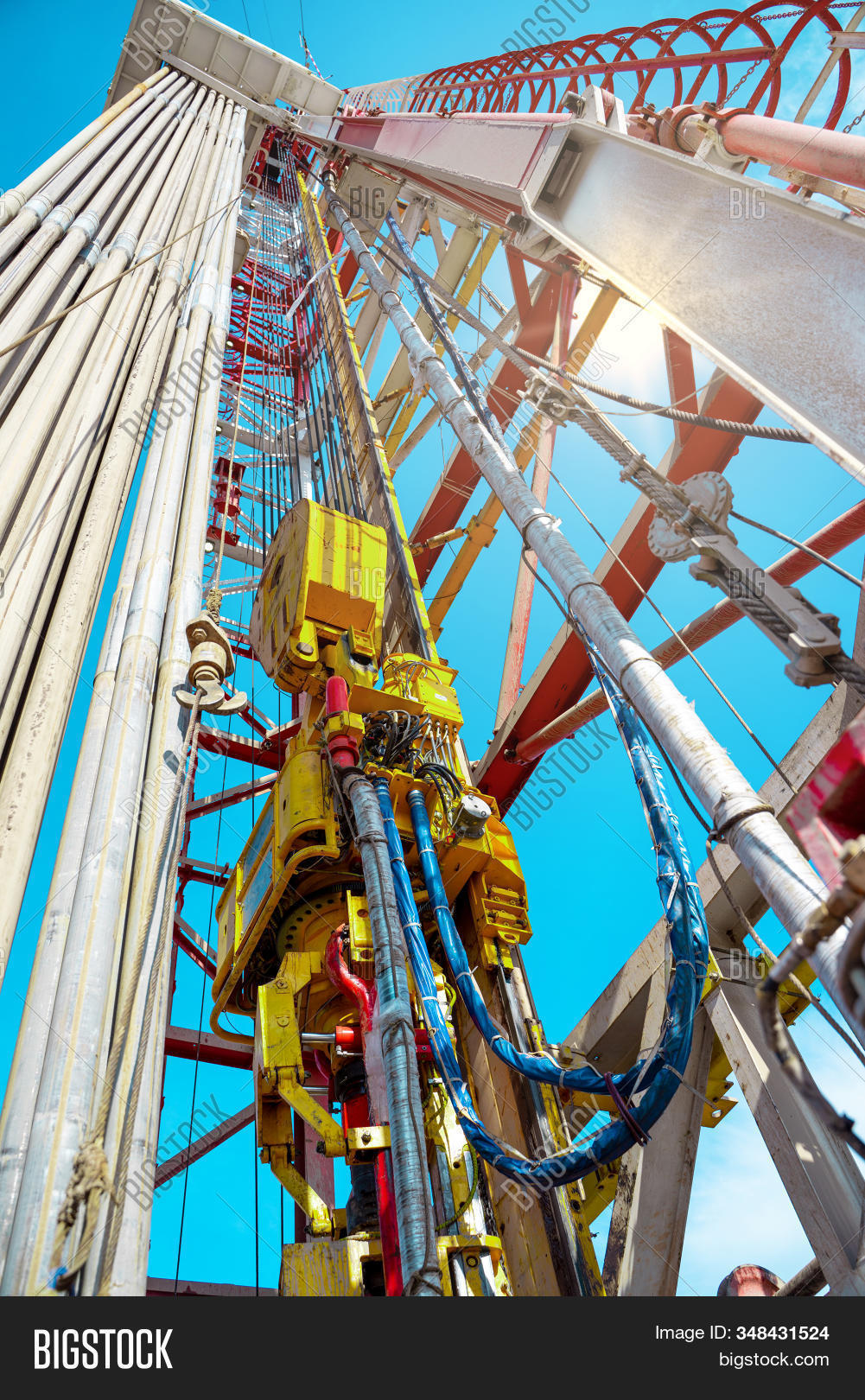 Oil Gas Drilling Rig Image & Photo (Free Trial) | Bigstock