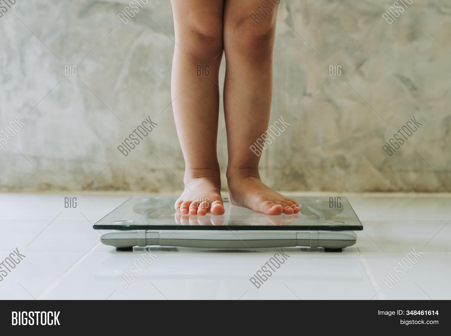 Little Girl On Weight Image & Photo (Free Trial) | Bigstock