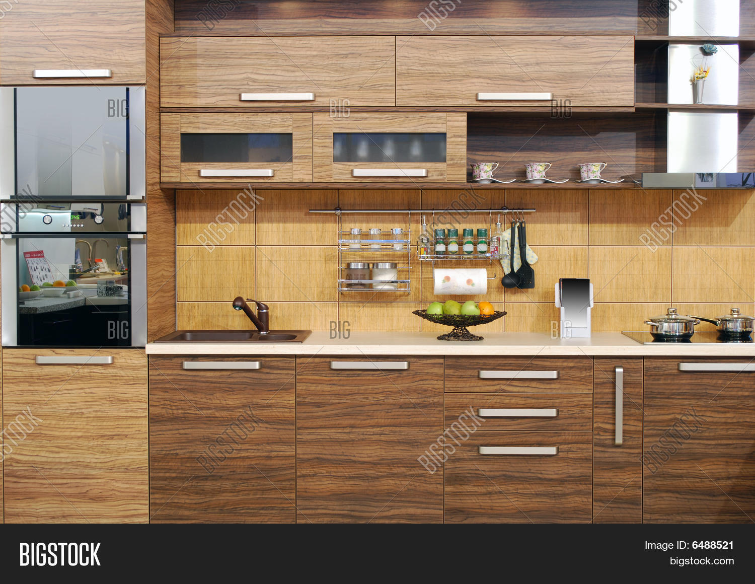 Kitchen Image & Photo (Free Trial) | Bigstock