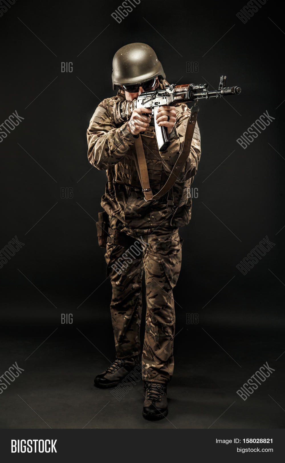Serviceman Uniform Image & Photo (Free Trial) | Bigstock