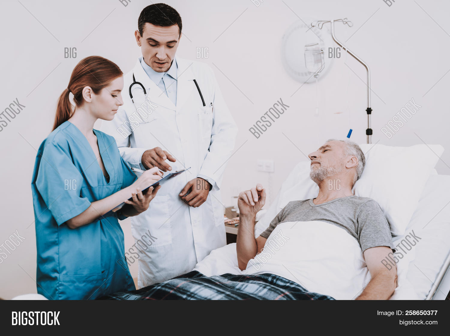 Clinic Doctor Patient Image & Photo (Free Trial) | Bigstock