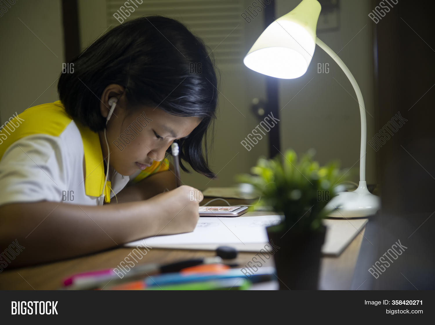 Asian Children Writing Image & Photo (Free Trial) | Bigstock