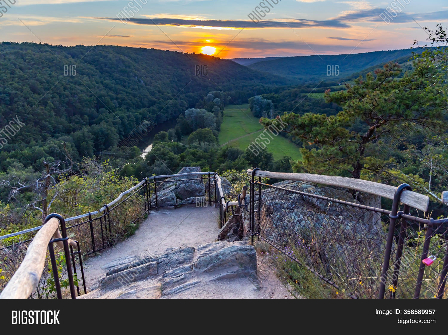 Nine Mills Viewpoint Image & Photo (Free Trial) | Bigstock