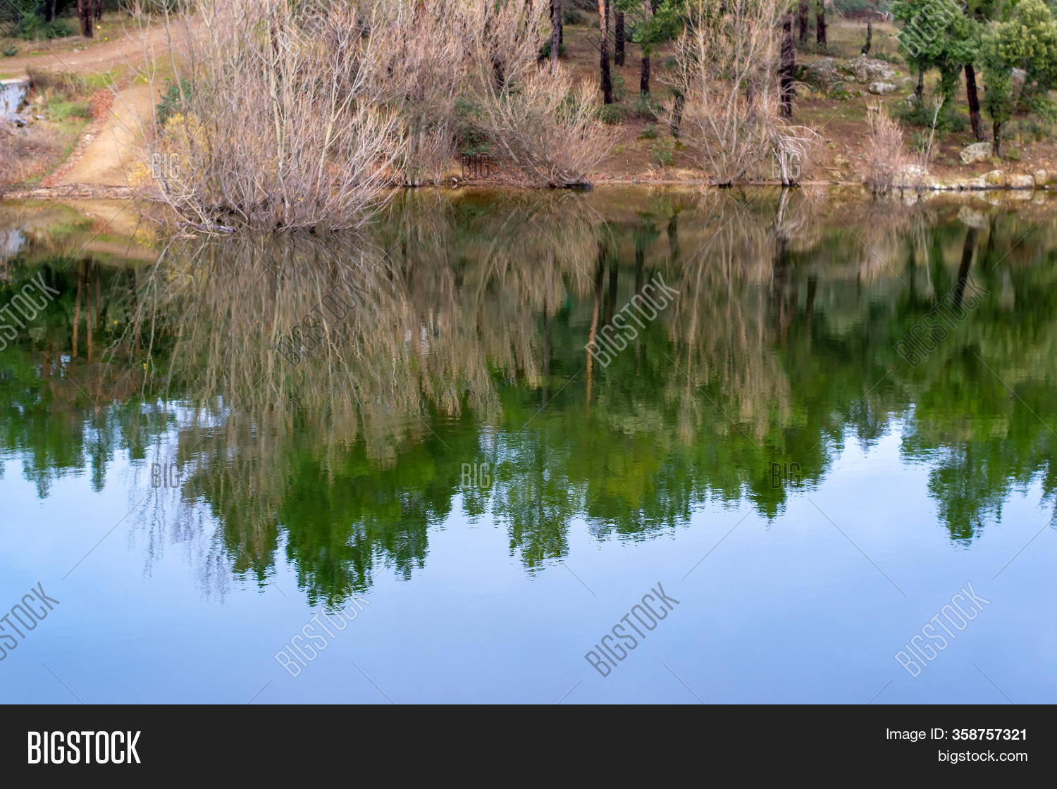 Autumnal Horizontal Image & Photo (Free Trial) | Bigstock