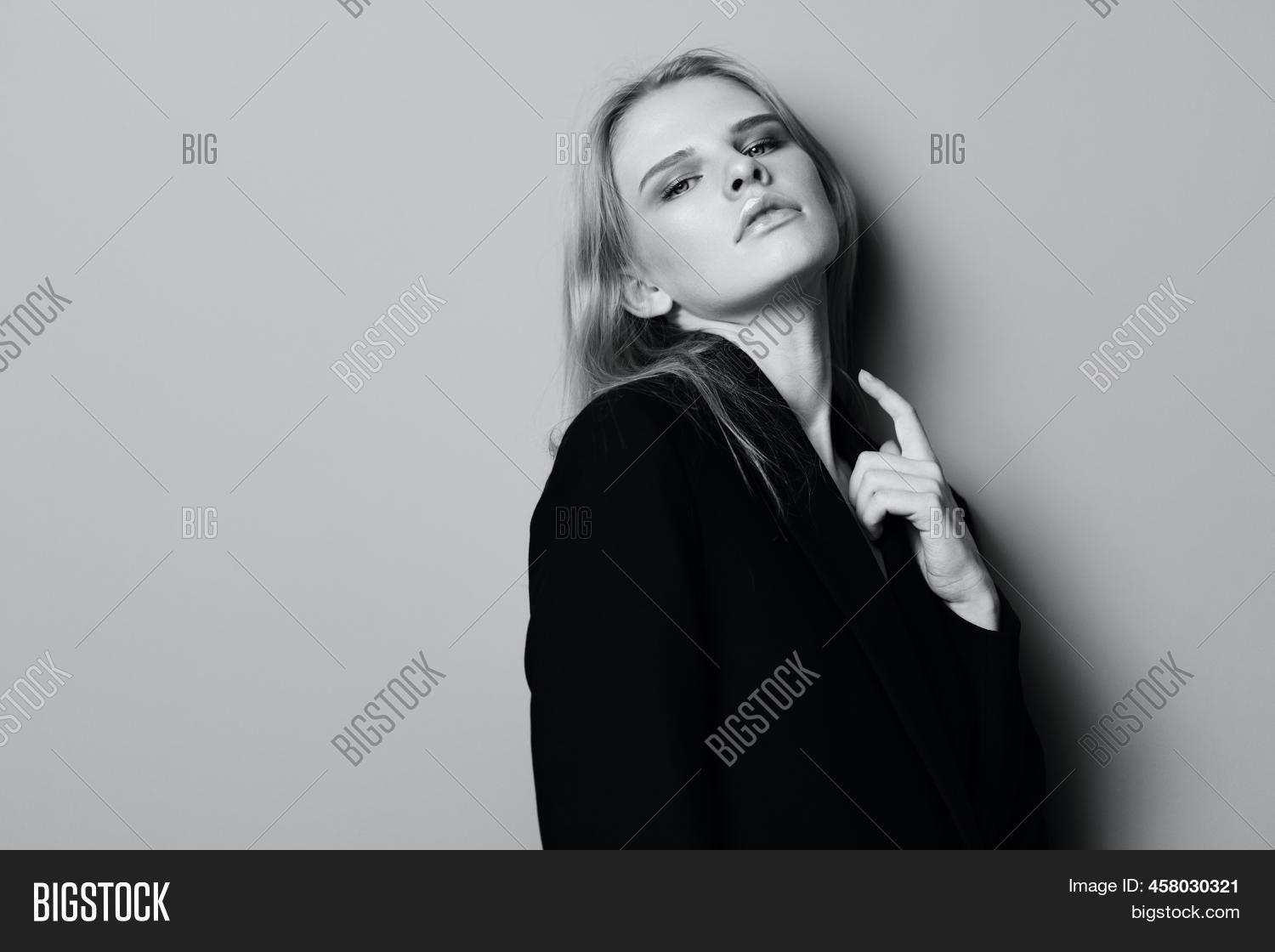 Sexy Expressive Image & Photo (Free Trial) | Bigstock