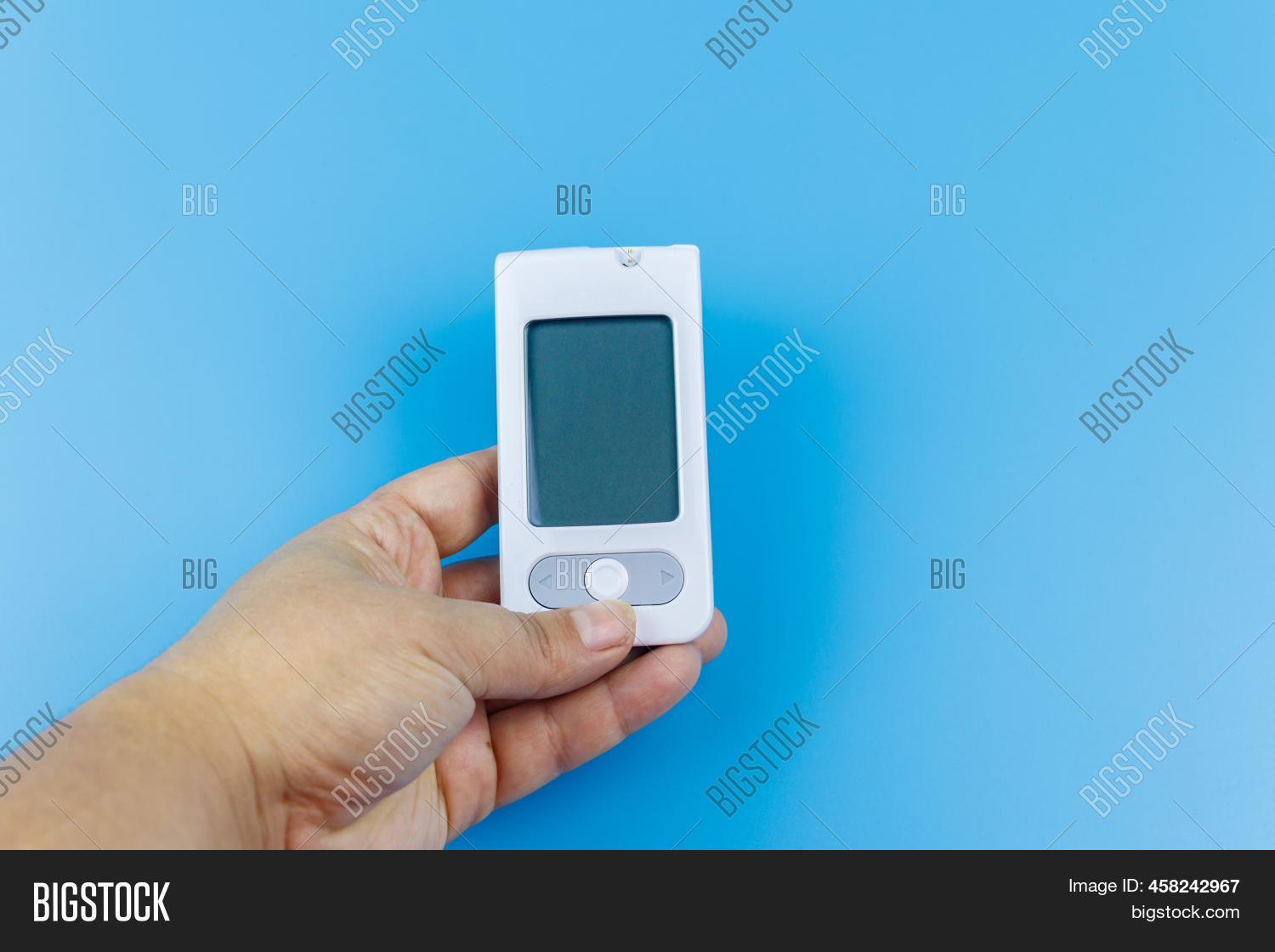 Digital Glucometer Image & Photo (Free Trial) | Bigstock