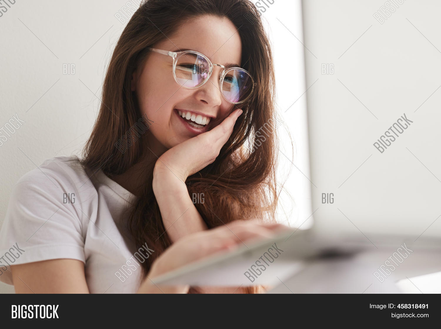 Low Angle Optimistic Image & Photo (Free Trial) | Bigstock