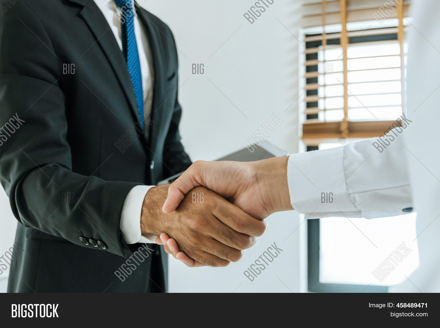Deal. Business People Image & Photo (Free Trial) | Bigstock