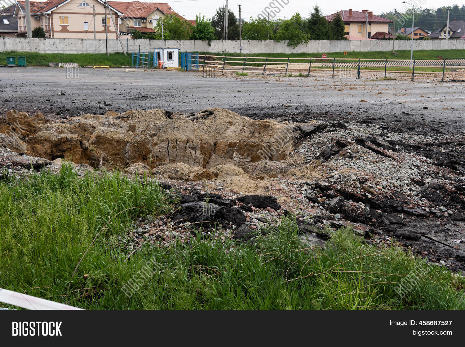 Hole Ground Cannon Image & Photo (Free Trial) | Bigstock