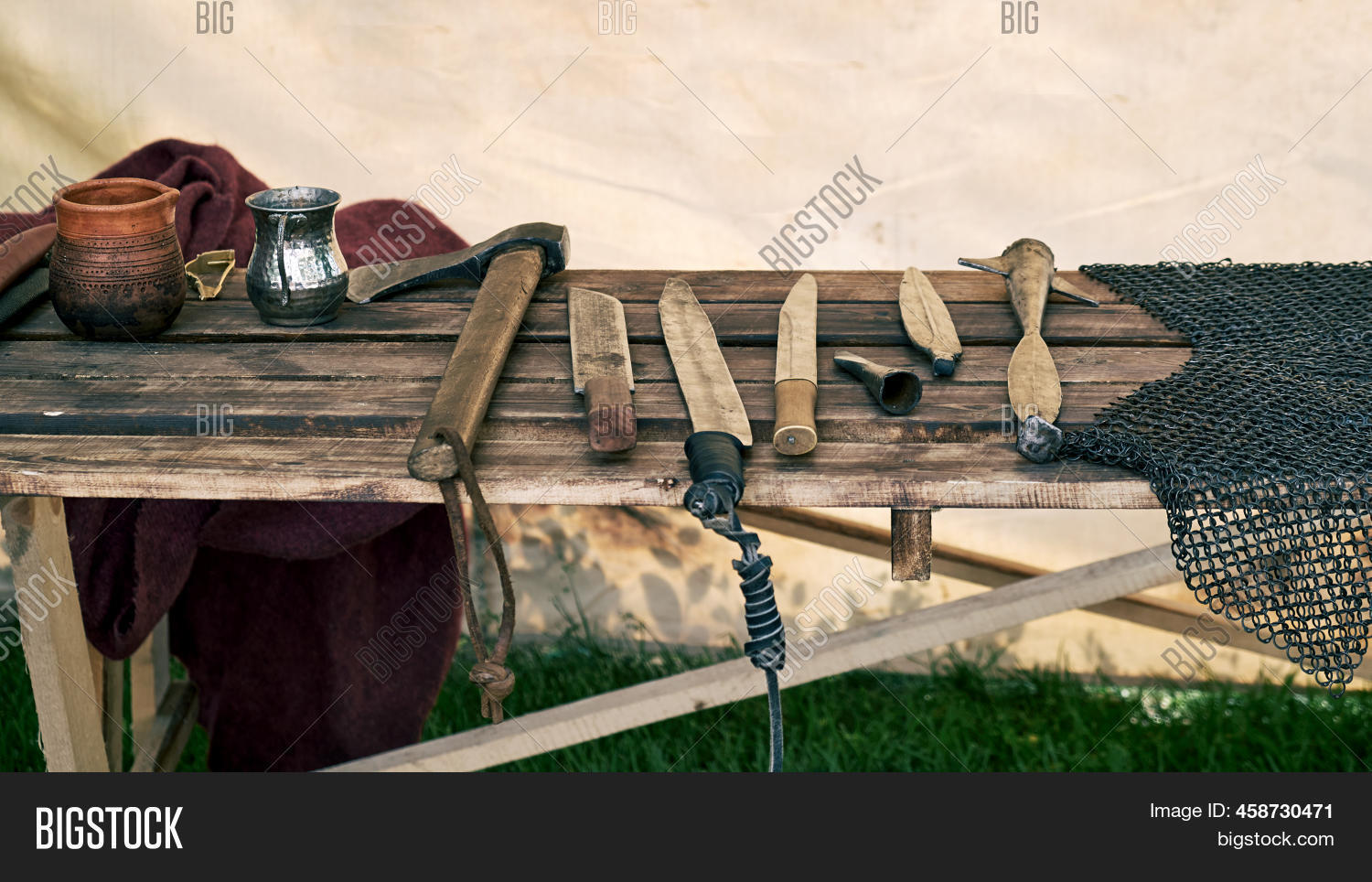Ancient Roman Weapons Image & Photo (Free Trial) | Bigstock