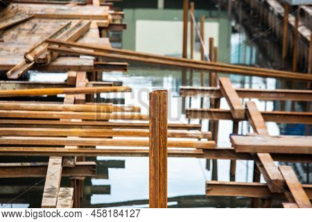 Imagen y foto Framework Old Steel (prueba gratis) | Bigstock