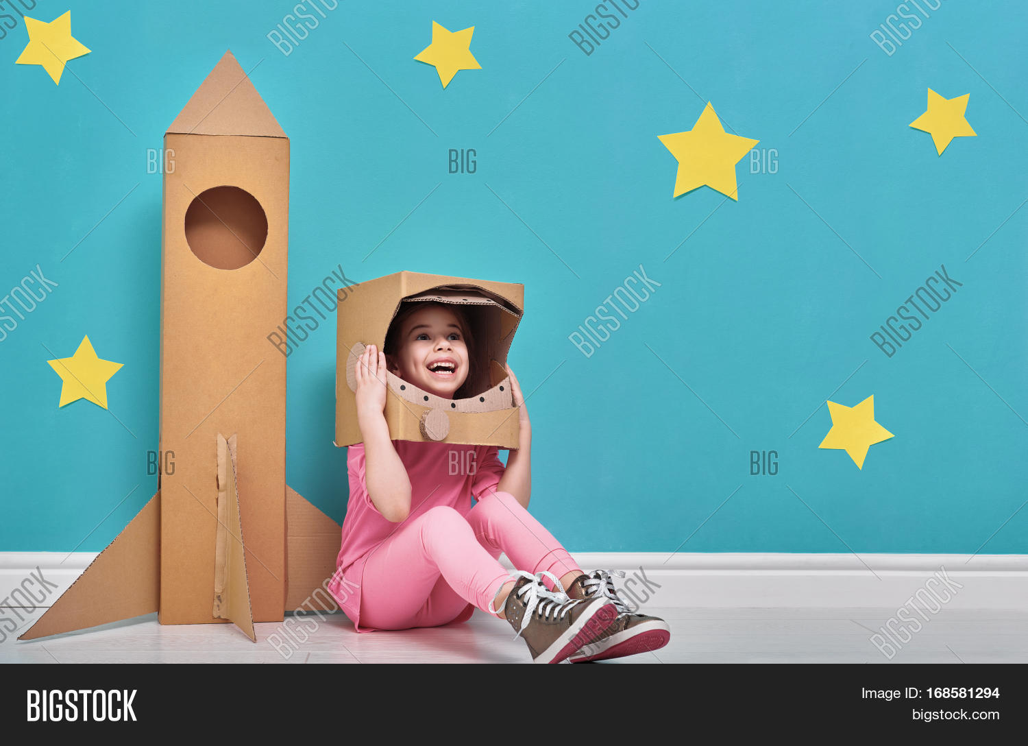 Child Girl Astronaut Image & Photo (Free Trial) | Bigstock