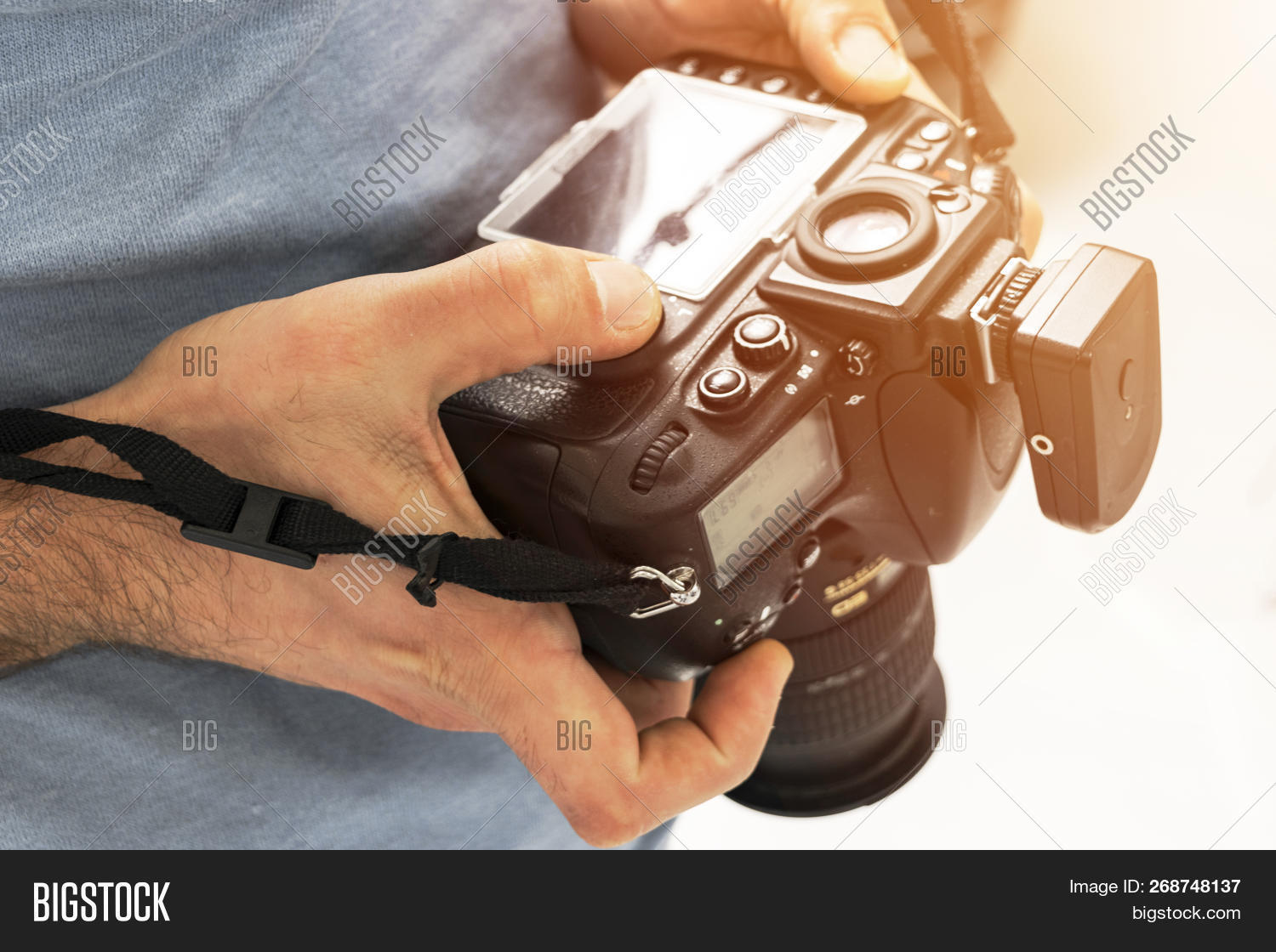 Digital Single 图片和照片（免费试用） | Bigstock