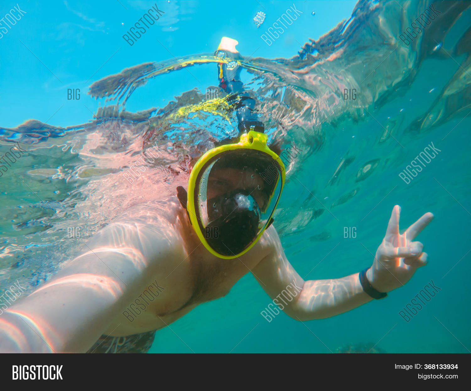 Man Snorkeling Mask Image & Photo (Free Trial) | Bigstock