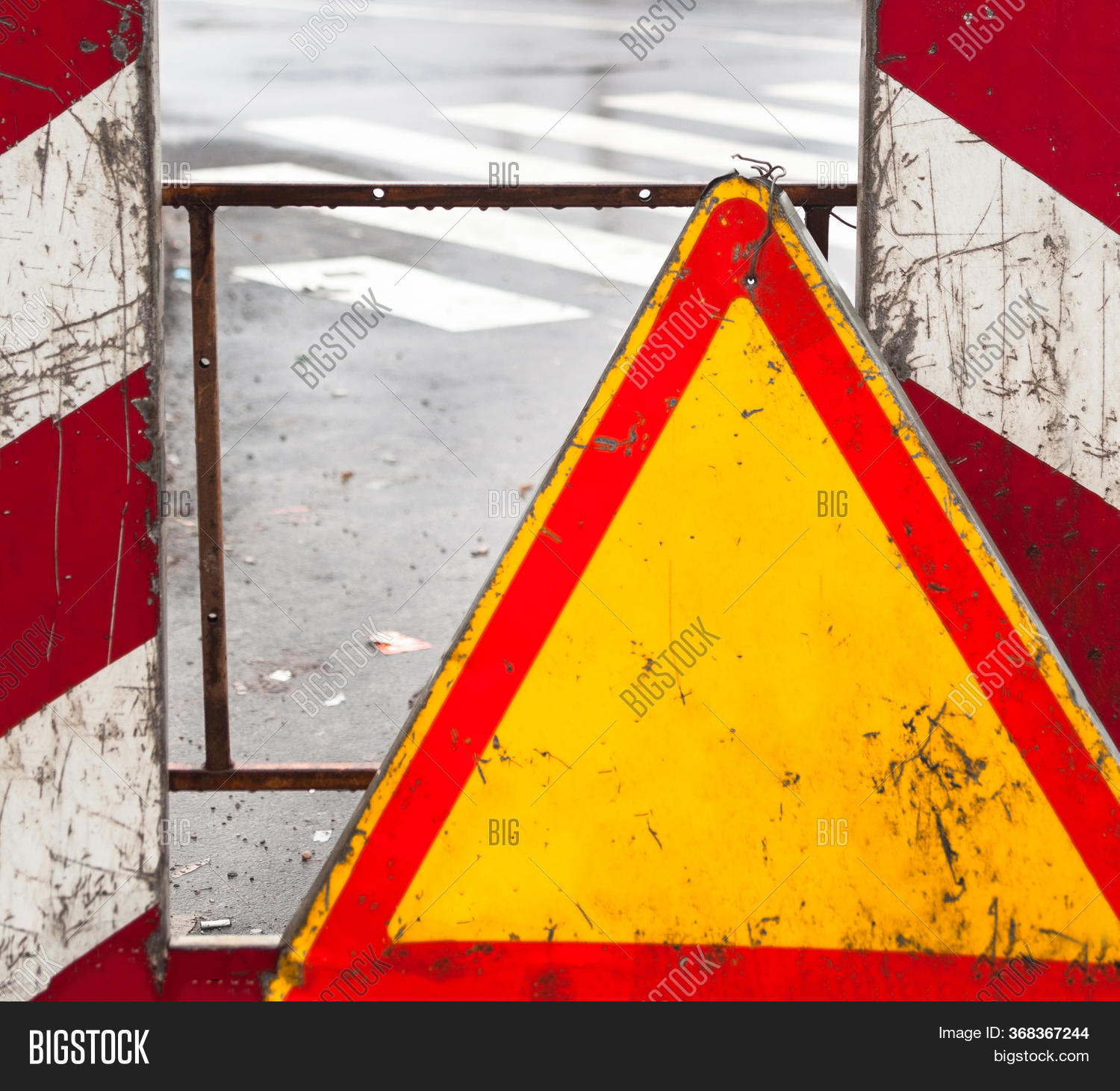 Triangle Warning Sign Image & Photo (Free Trial) | Bigstock
