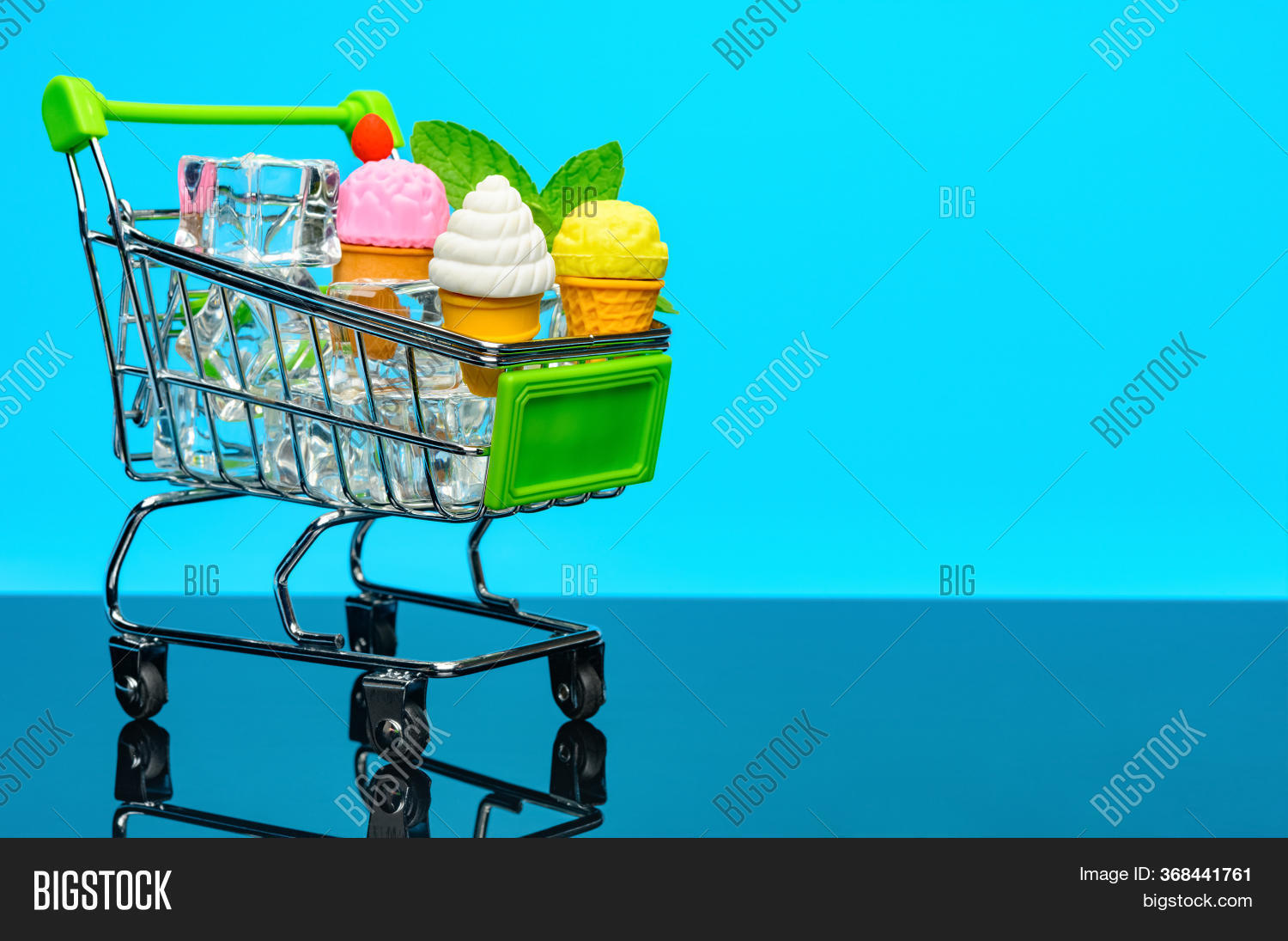 Shopping Cart Ice Image & Photo (Free Trial) | Bigstock