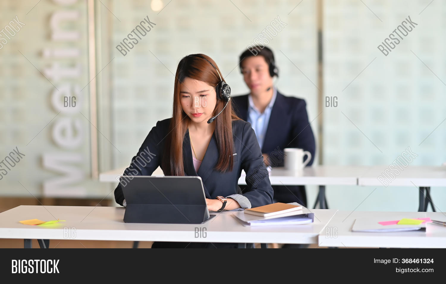 Beautiful Call Center Image & Photo (Free Trial) | Bigstock
