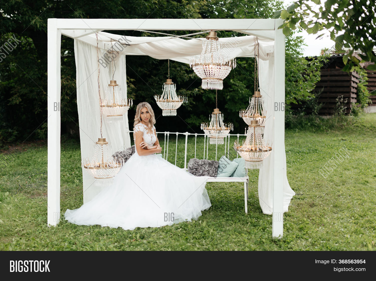 Beautiful Bride Image & Photo (Free Trial) | Bigstock