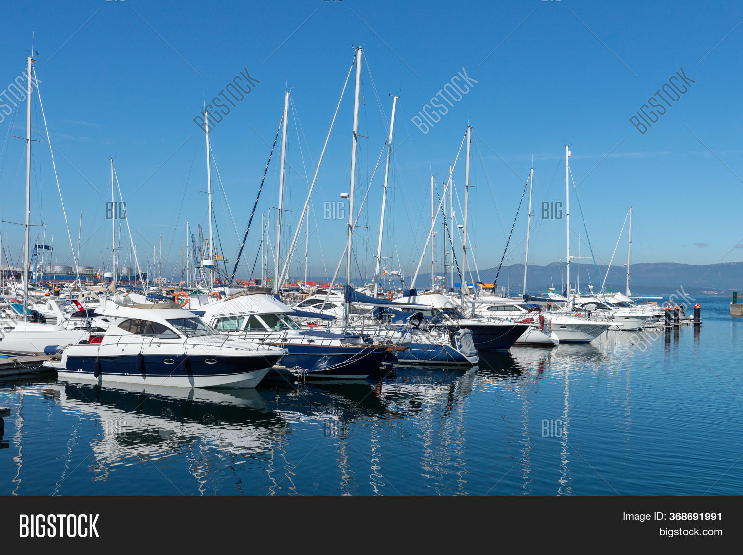 Sailing Motor Yachts Image & Photo (Free Trial) | Bigstock