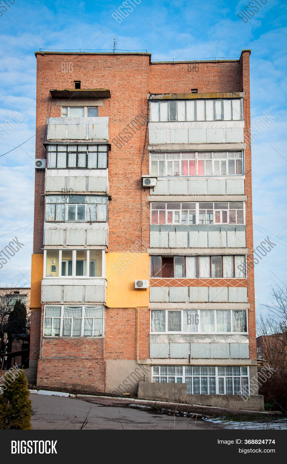 Five-story Brick House Image & Photo (Free Trial) | Bigstock