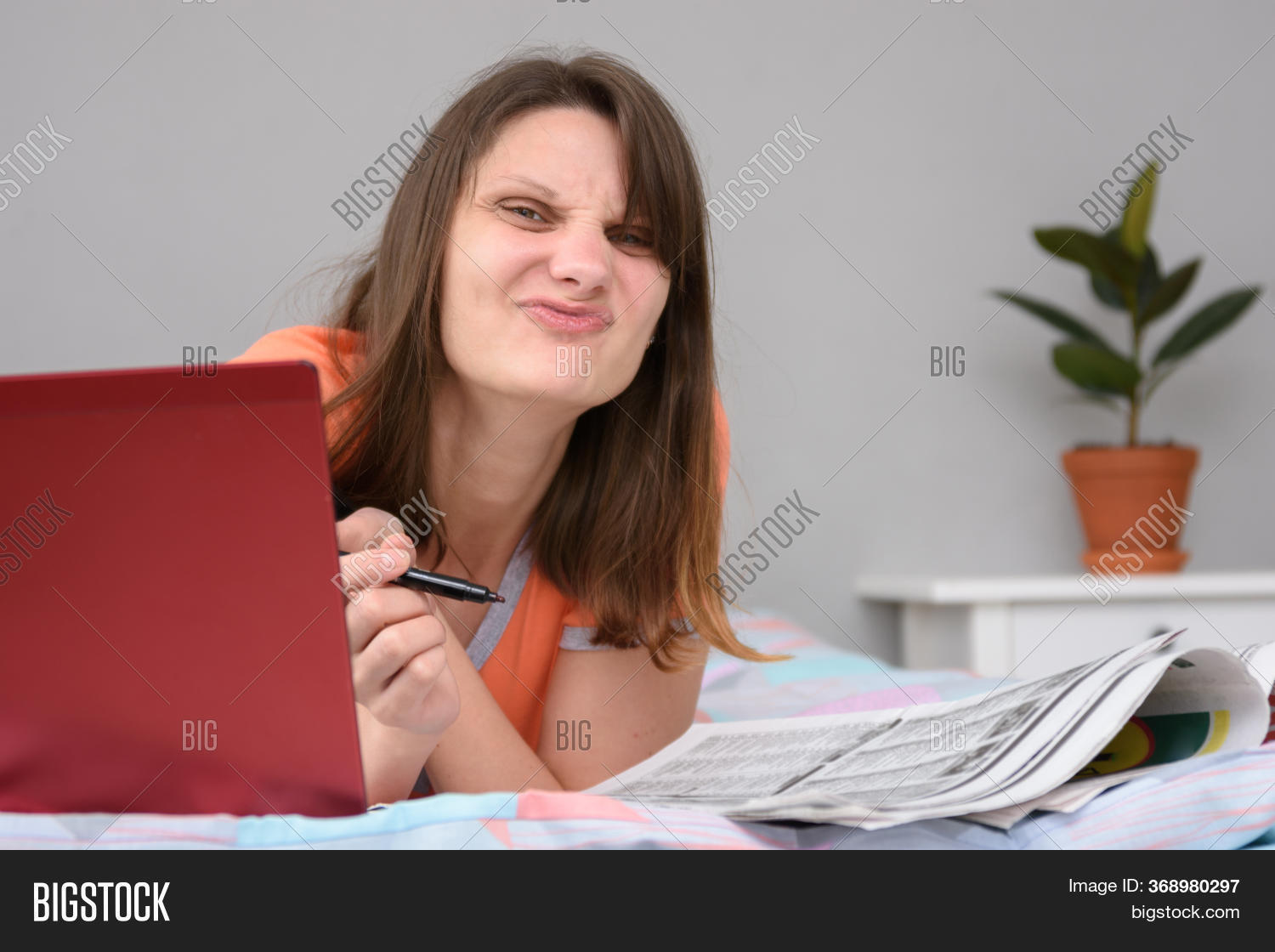 Girl Who Looking Work Image & Photo (Free Trial) | Bigstock