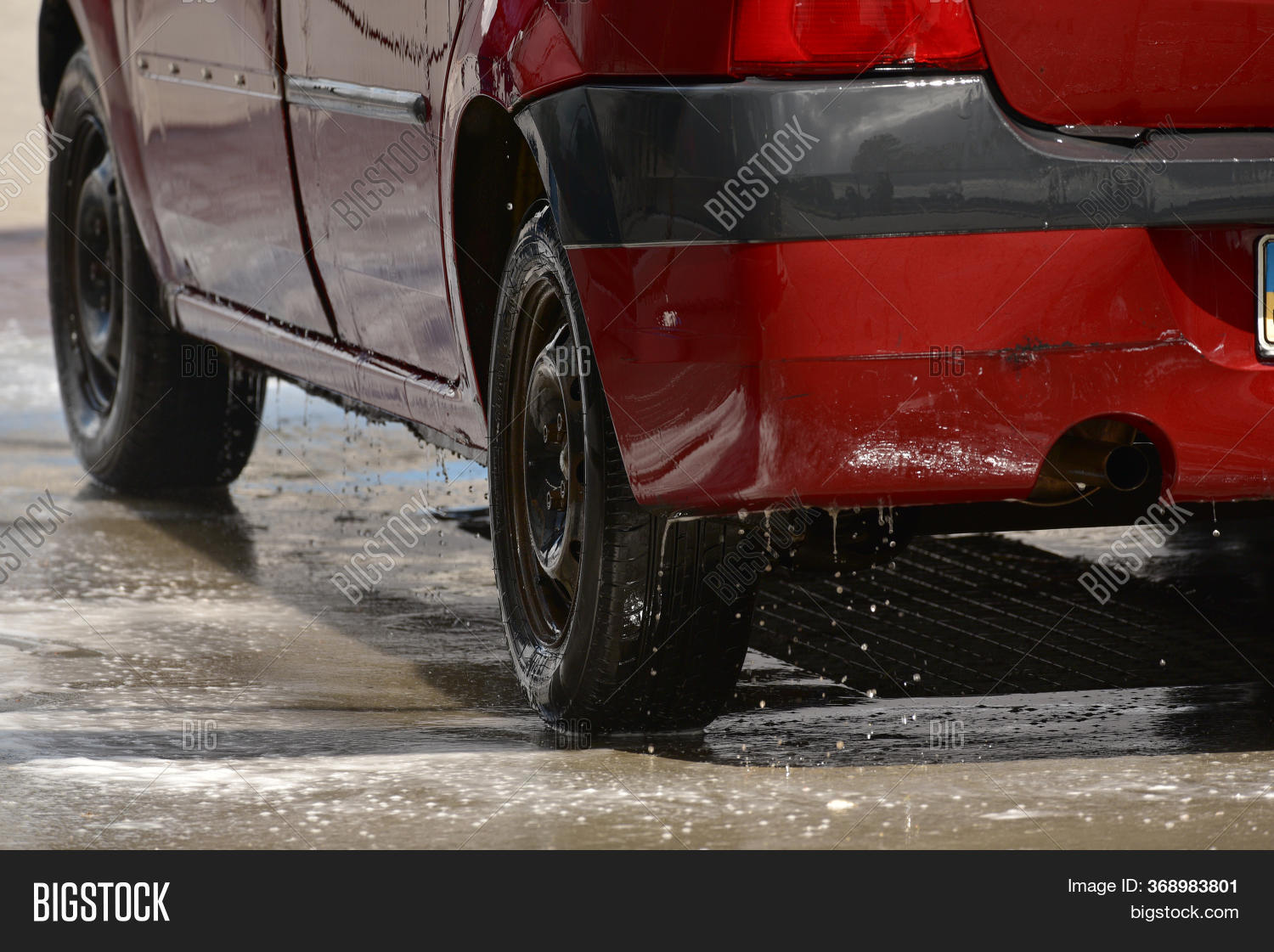 Red Car During Washing Image & Photo (Free Trial) | Bigstock