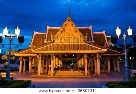 King Rama Iii Memorial Image & Photo (Free Trial) | Bigstock