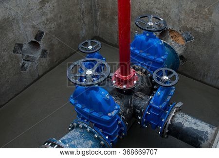 Gate Valves Valve Pit Image & Photo (Free Trial) | Bigstock