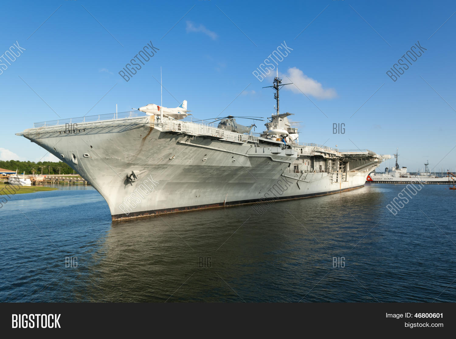Uss Yorktown Image & Photo (Free Trial) | Bigstock