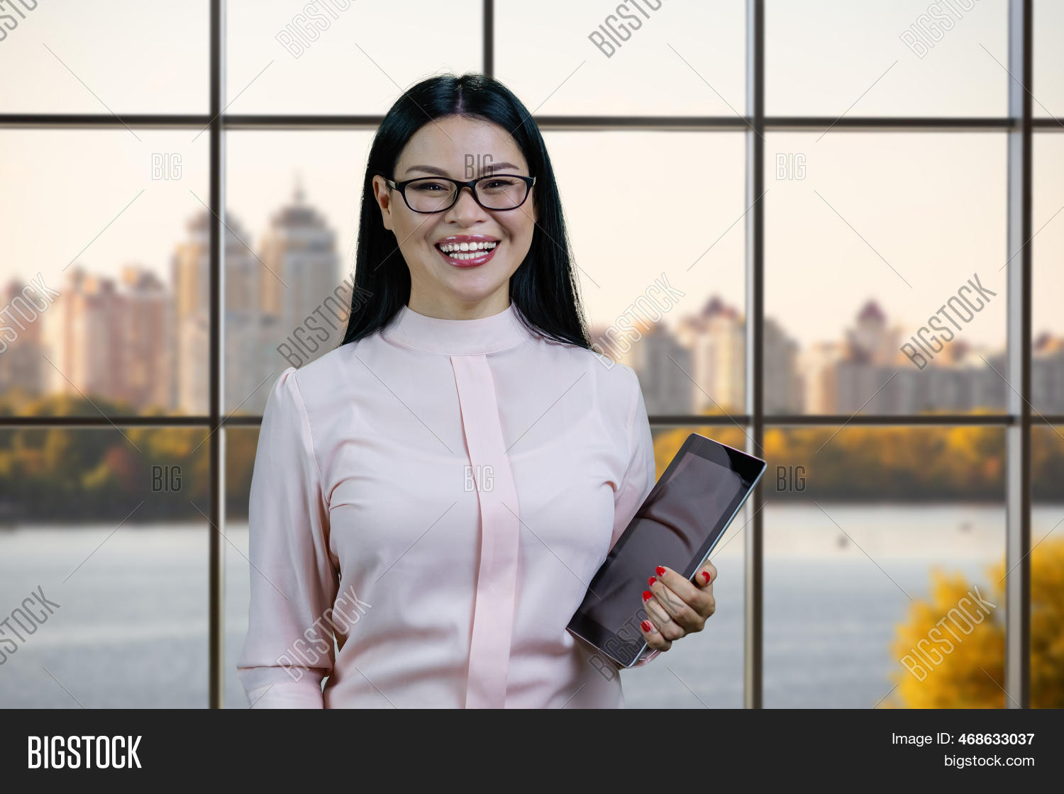 Portrait Lauging Image & Photo (Free Trial) | Bigstock