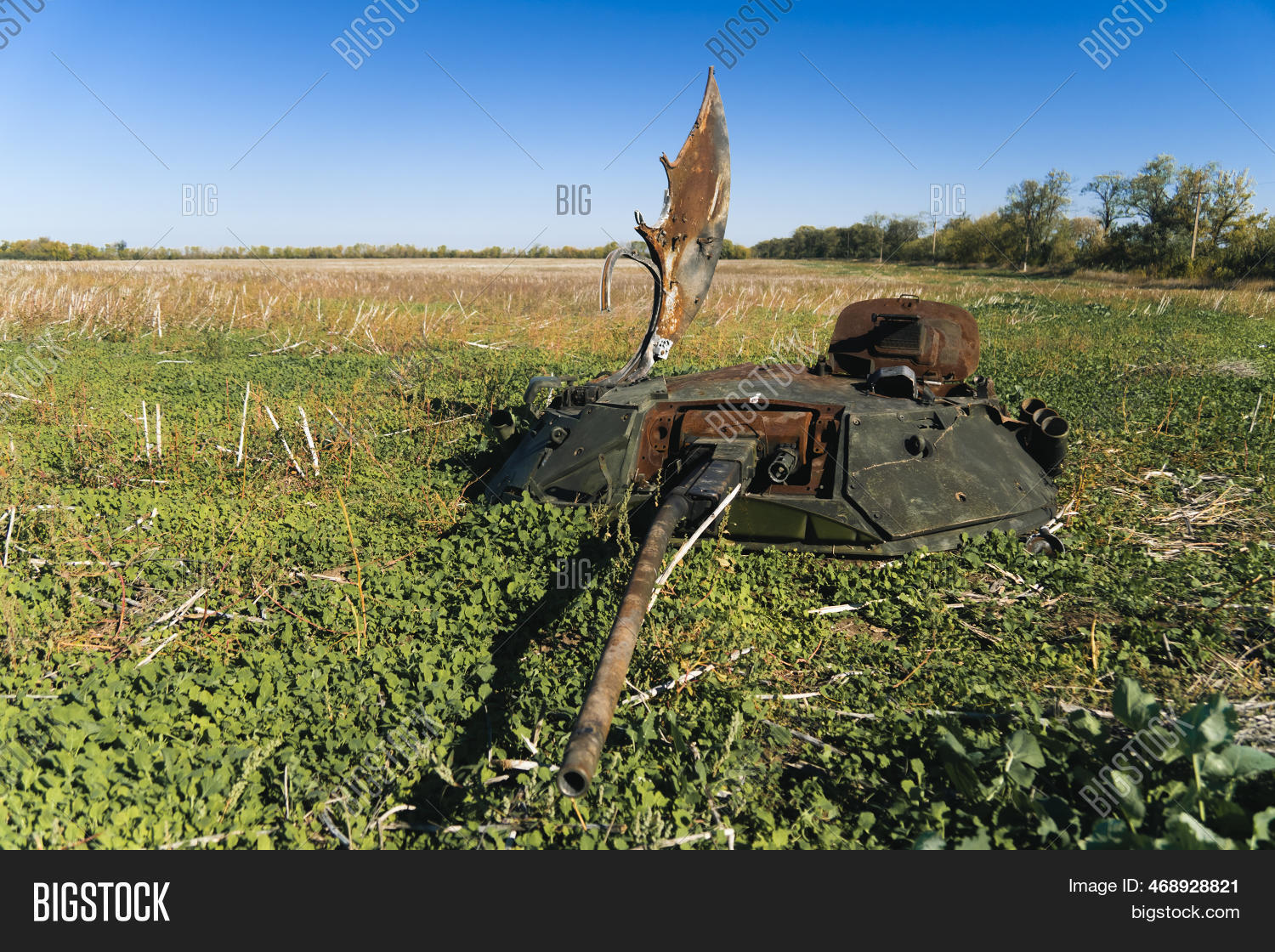 Tower Machine Gun Image & Photo (Free Trial) | Bigstock