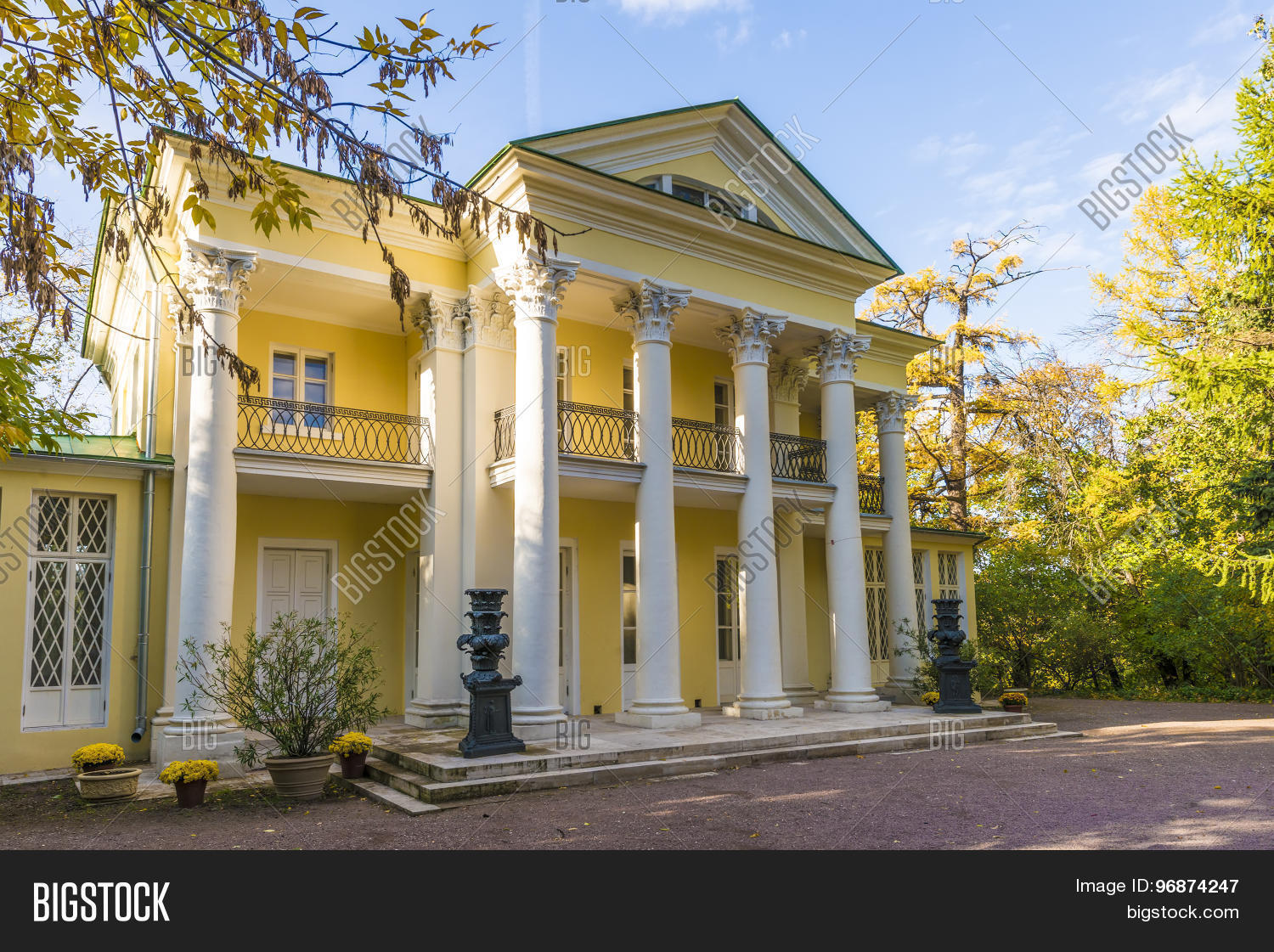 Russian Manor House Image & Photo (Free Trial) | Bigstock