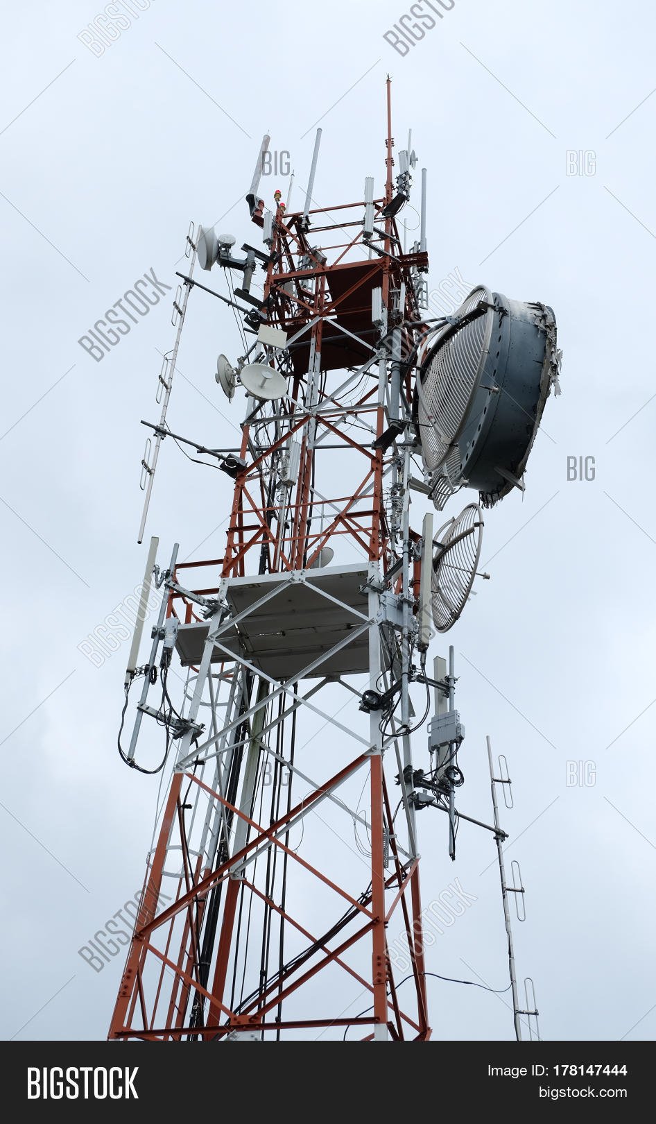 Communication Antenna Image & Photo (Free Trial) | Bigstock