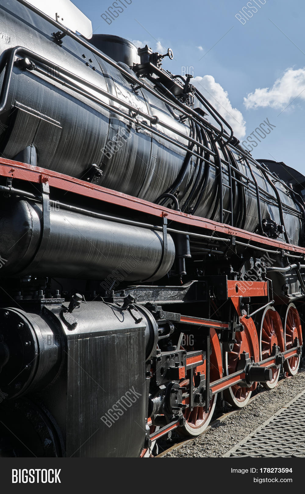 Pistons Boiler Driving Image & Photo (Free Trial) | Bigstock