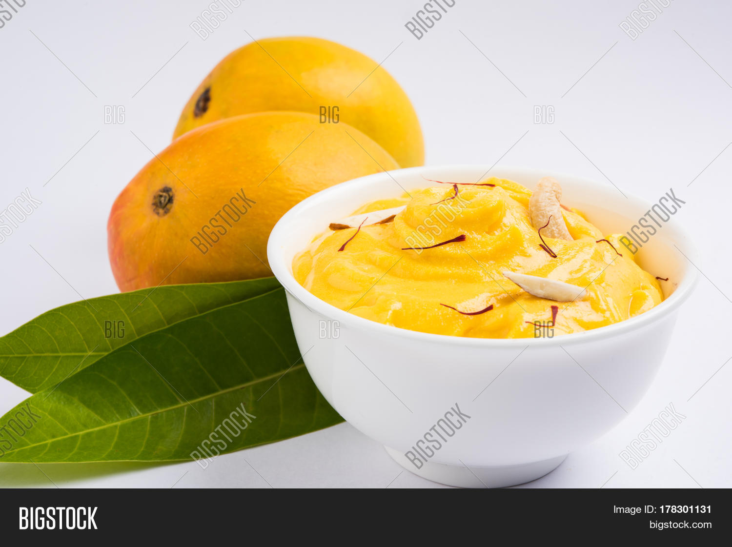 Hapus Alphonso Mango Image & Photo (Free Trial) | Bigstock