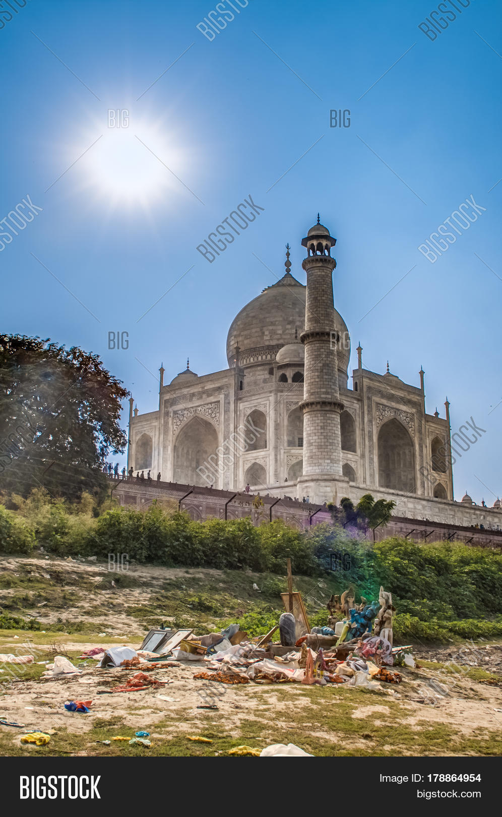 Taj Mahal Sun Light Image & Photo (Free Trial) | Bigstock