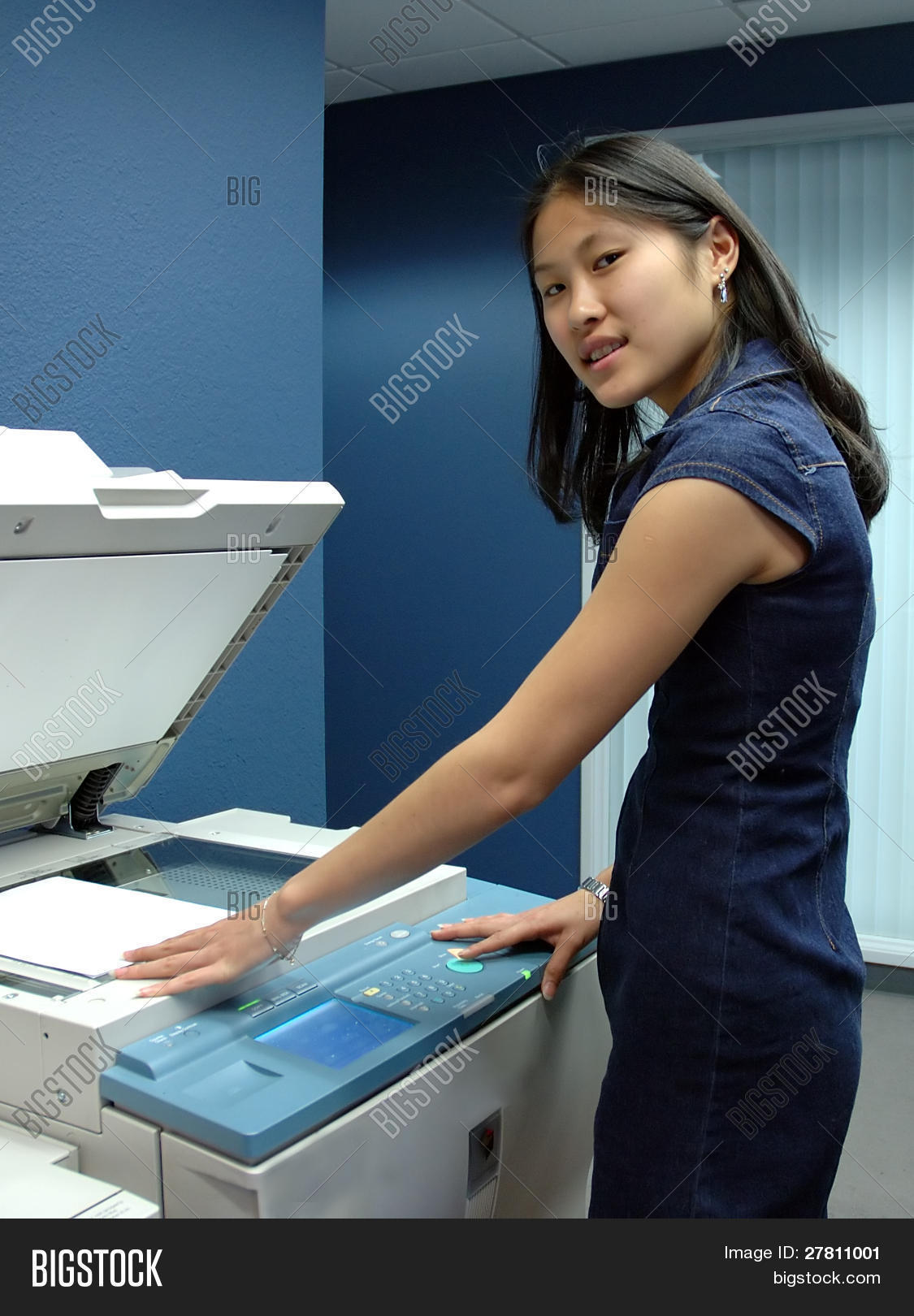 Young Asian Girl Image & Photo (Free Trial) | Bigstock