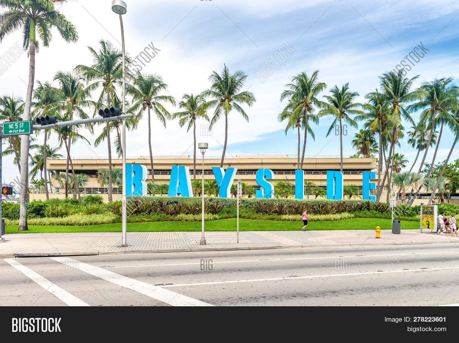 Front View Bayside Image & Photo (Free Trial) | Bigstock
