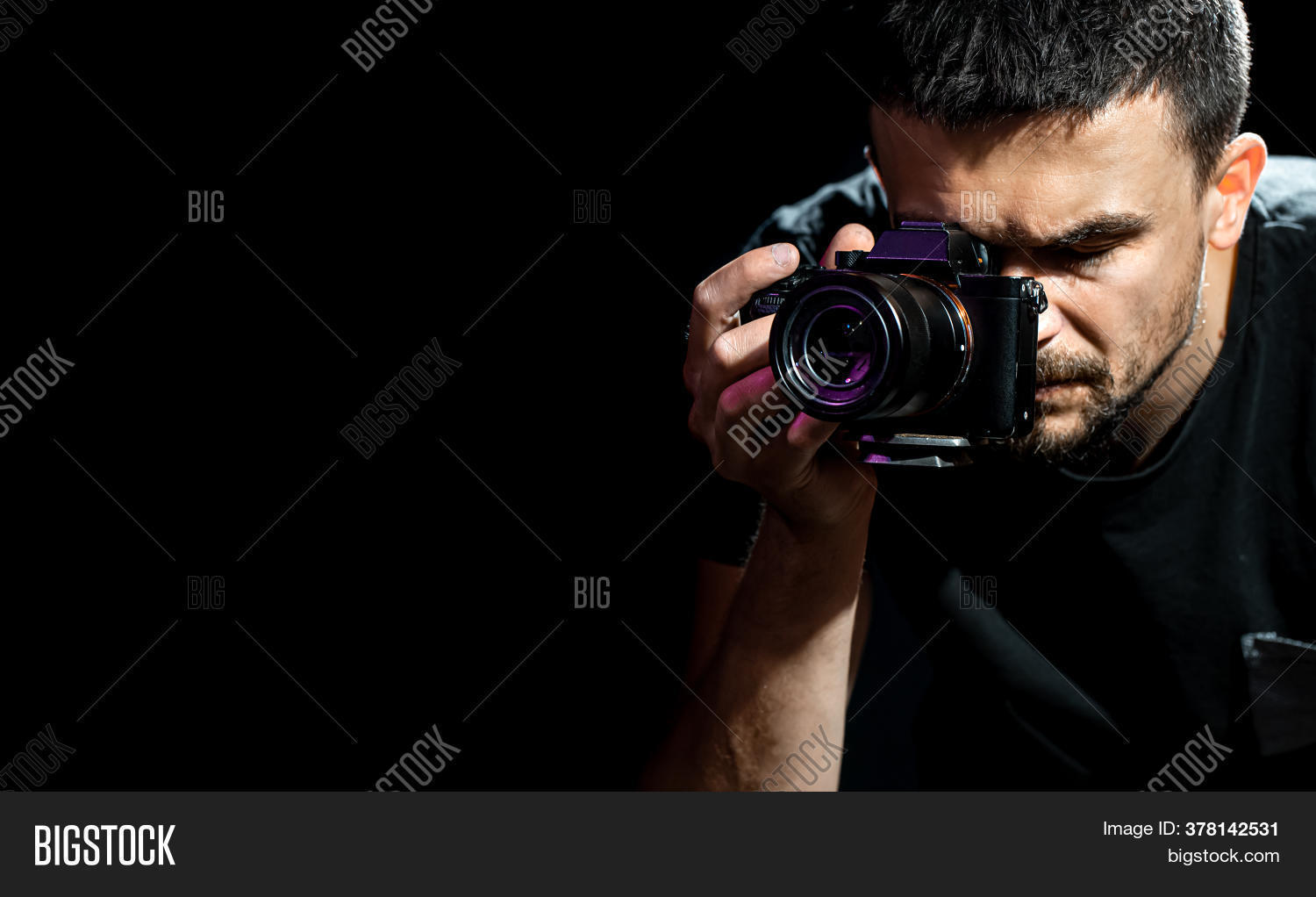 Person Holding Camera Image & Photo (Free Trial) | Bigstock