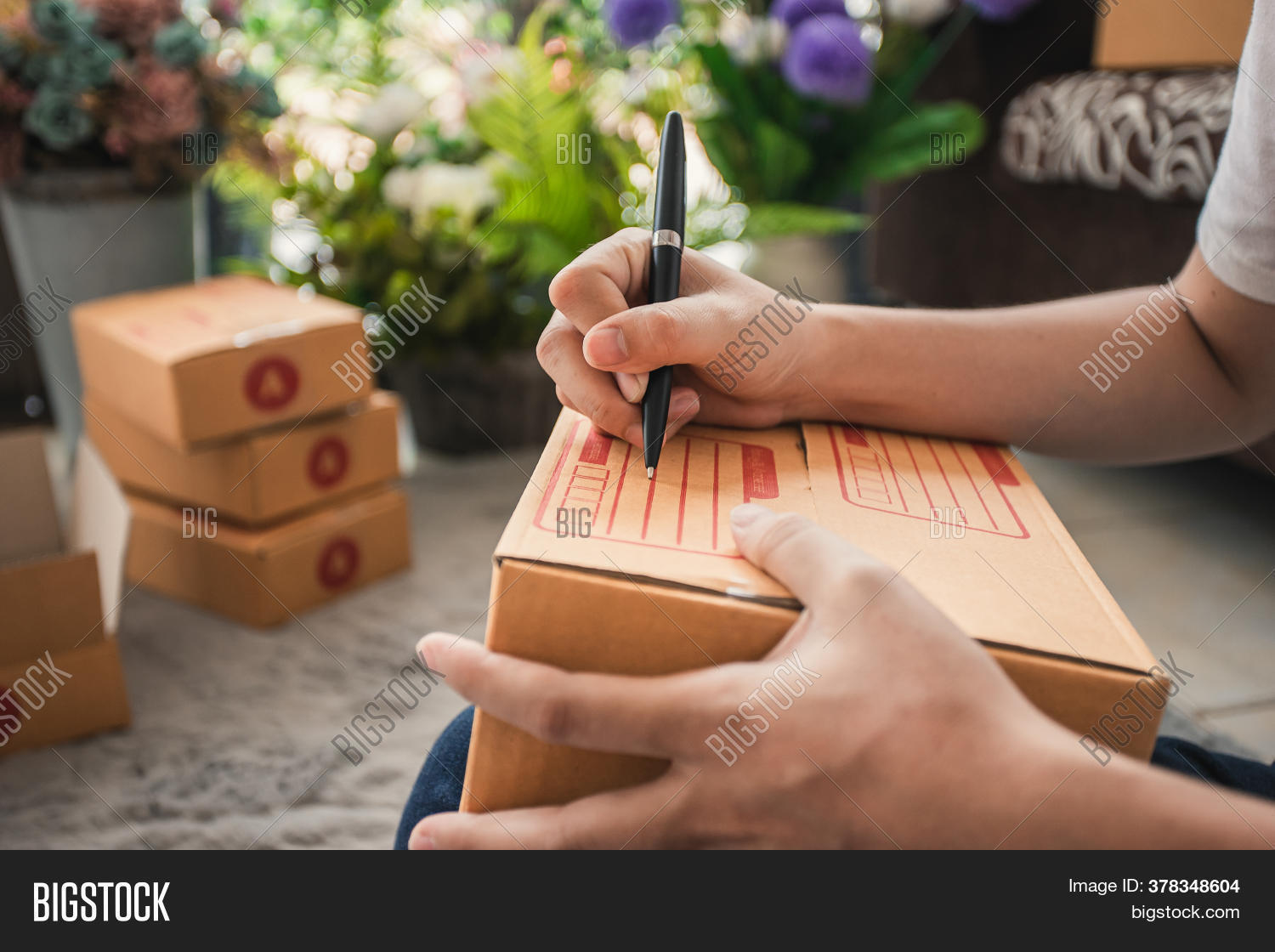 Closeup Hand Write Image & Photo (Free Trial) | Bigstock