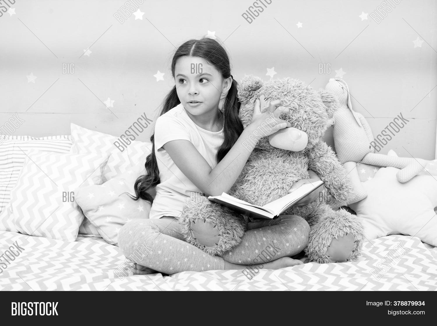 Home Reading. Cute Image & Photo (Free Trial) | Bigstock