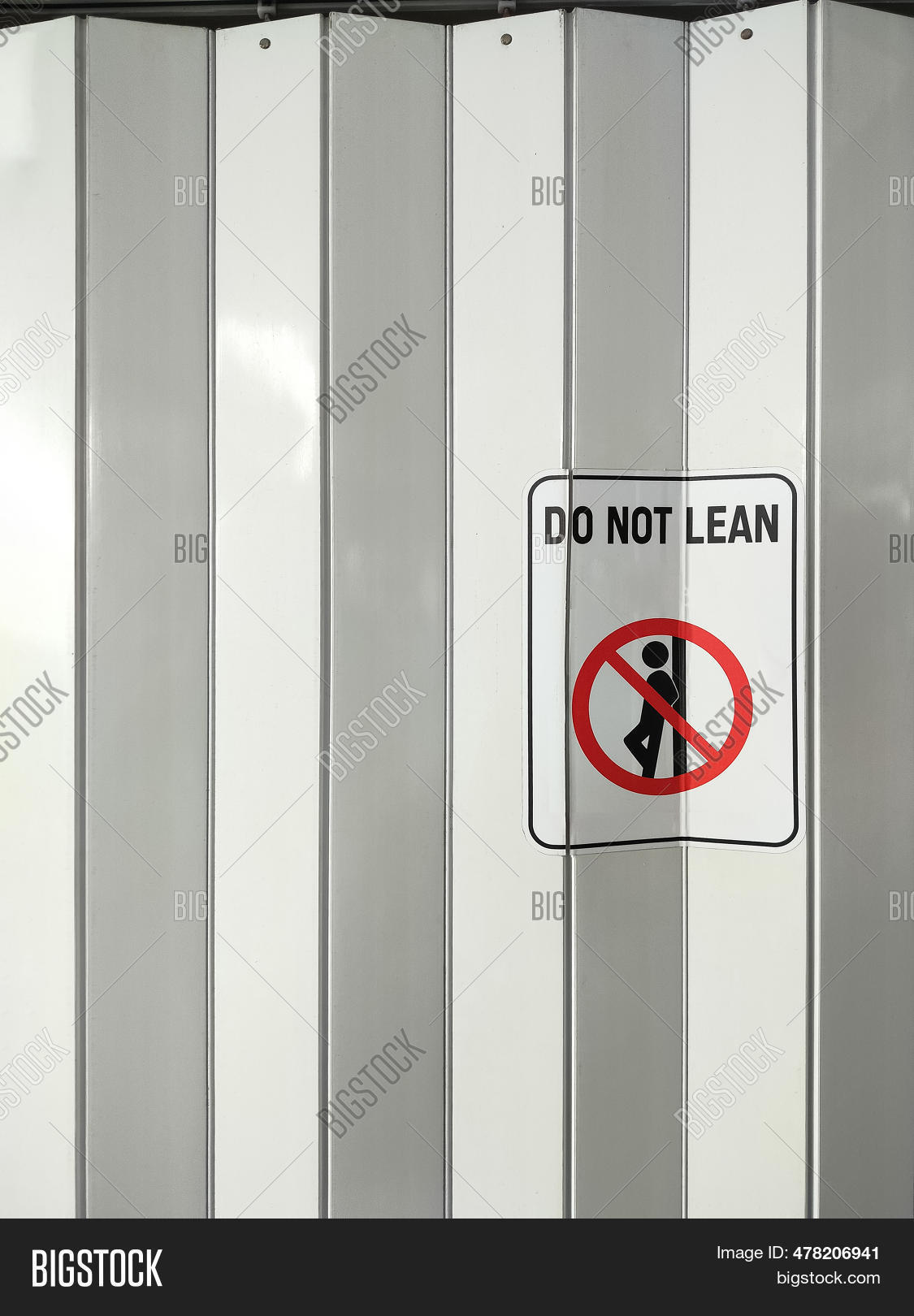 No Leaning Sign Label Image & Photo (Free Trial) | Bigstock