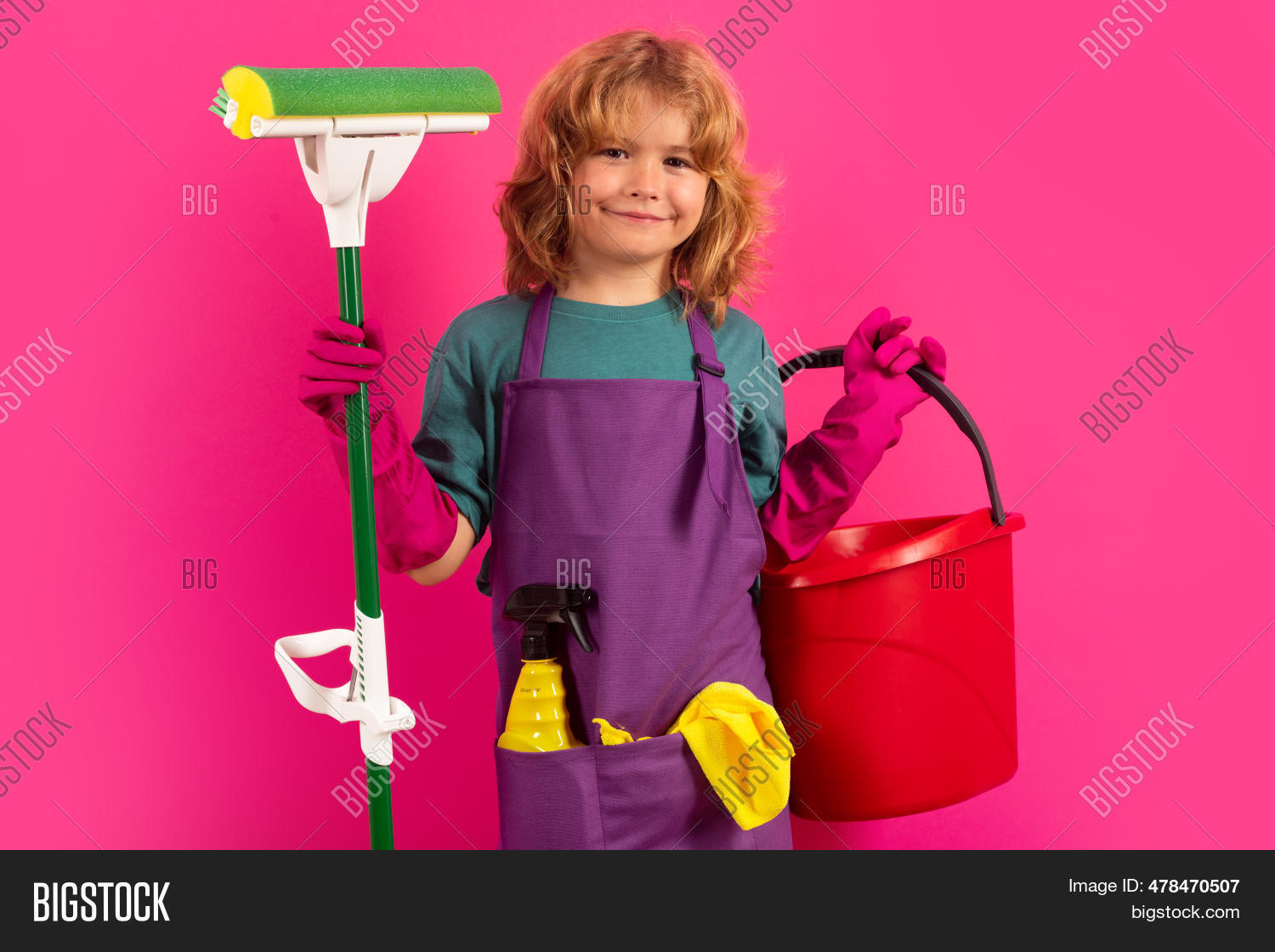 Little Kid Cleaning Image & Photo (Free Trial) | Bigstock
