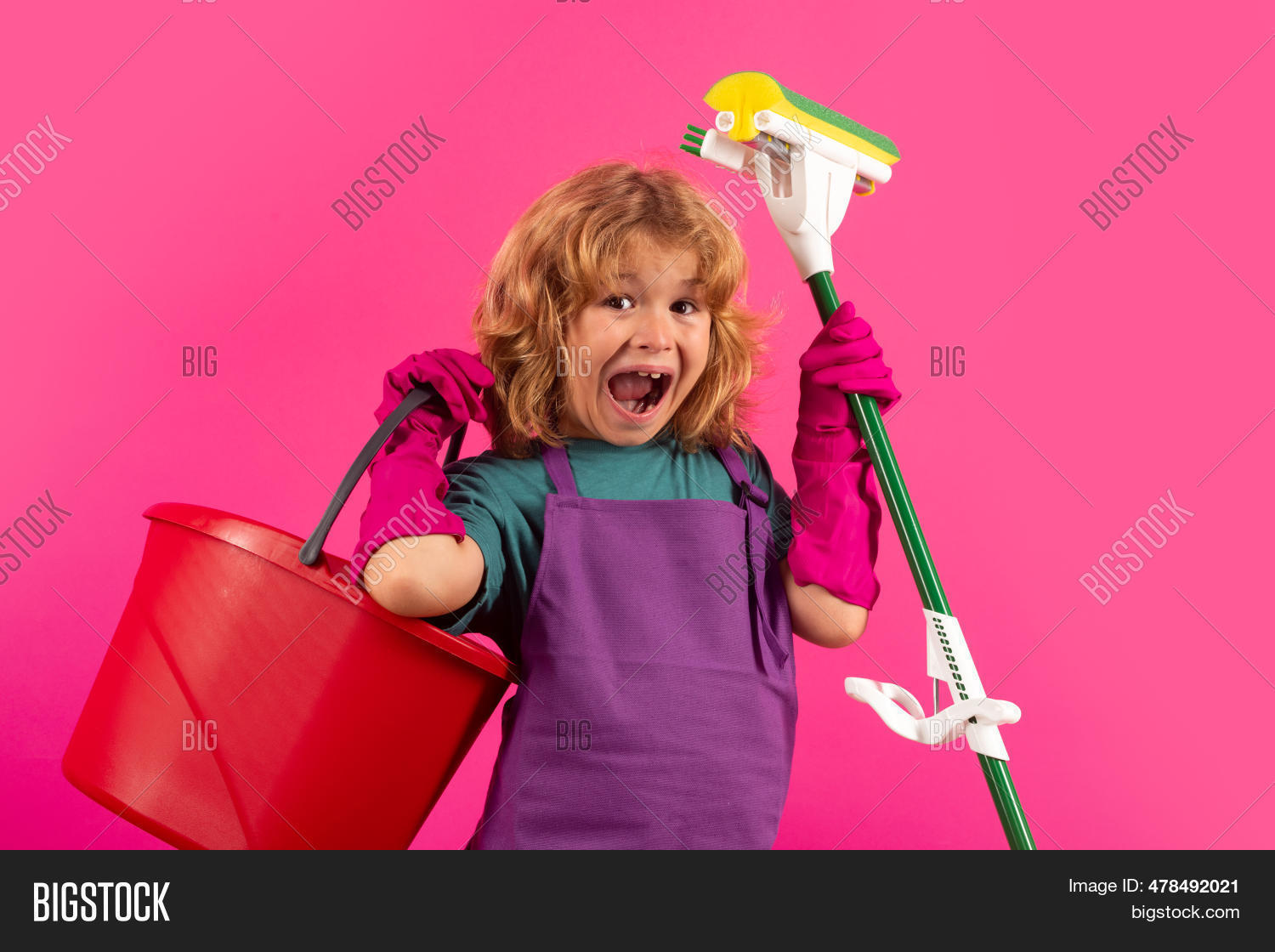 Little Kid Cleaning Image & Photo (Free Trial) | Bigstock