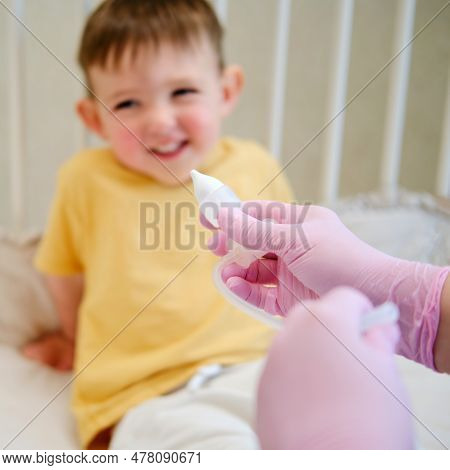 Pediatrician Image & Photo (Free Trial) | Bigstock